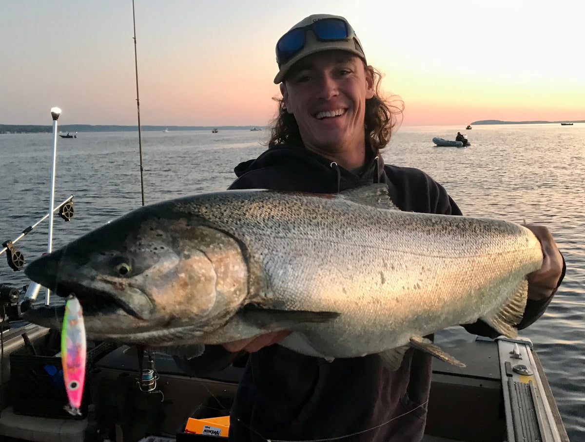 2oz Krabby Patty Super Glow – Jonah Jigs